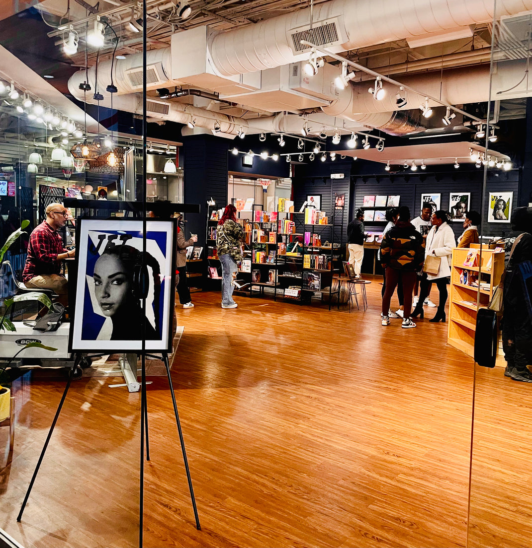 VINYL AND PAGES – Vinyl and Pages